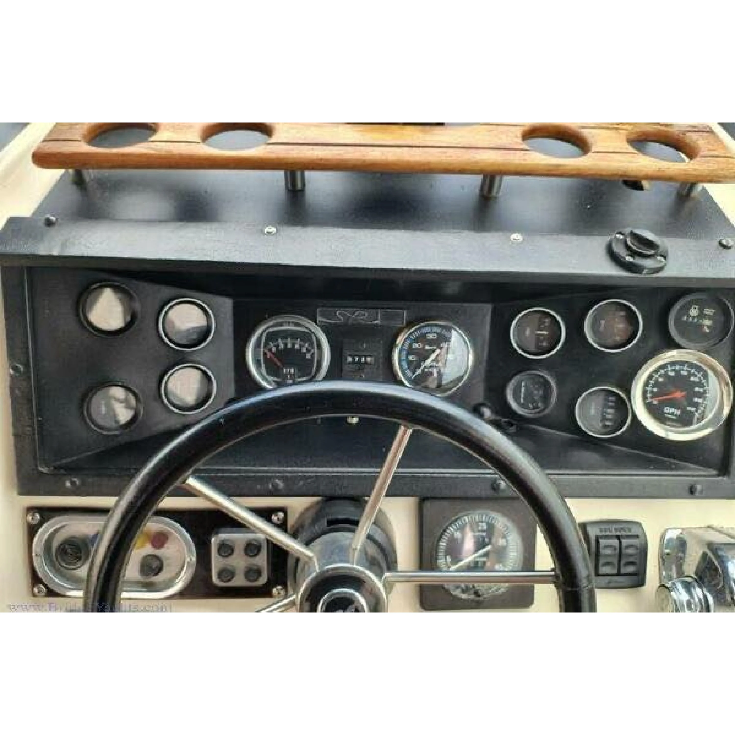 1977 Sea Ray 30ft Weekender - Restored Classic Boat for Sale | Bridge ...