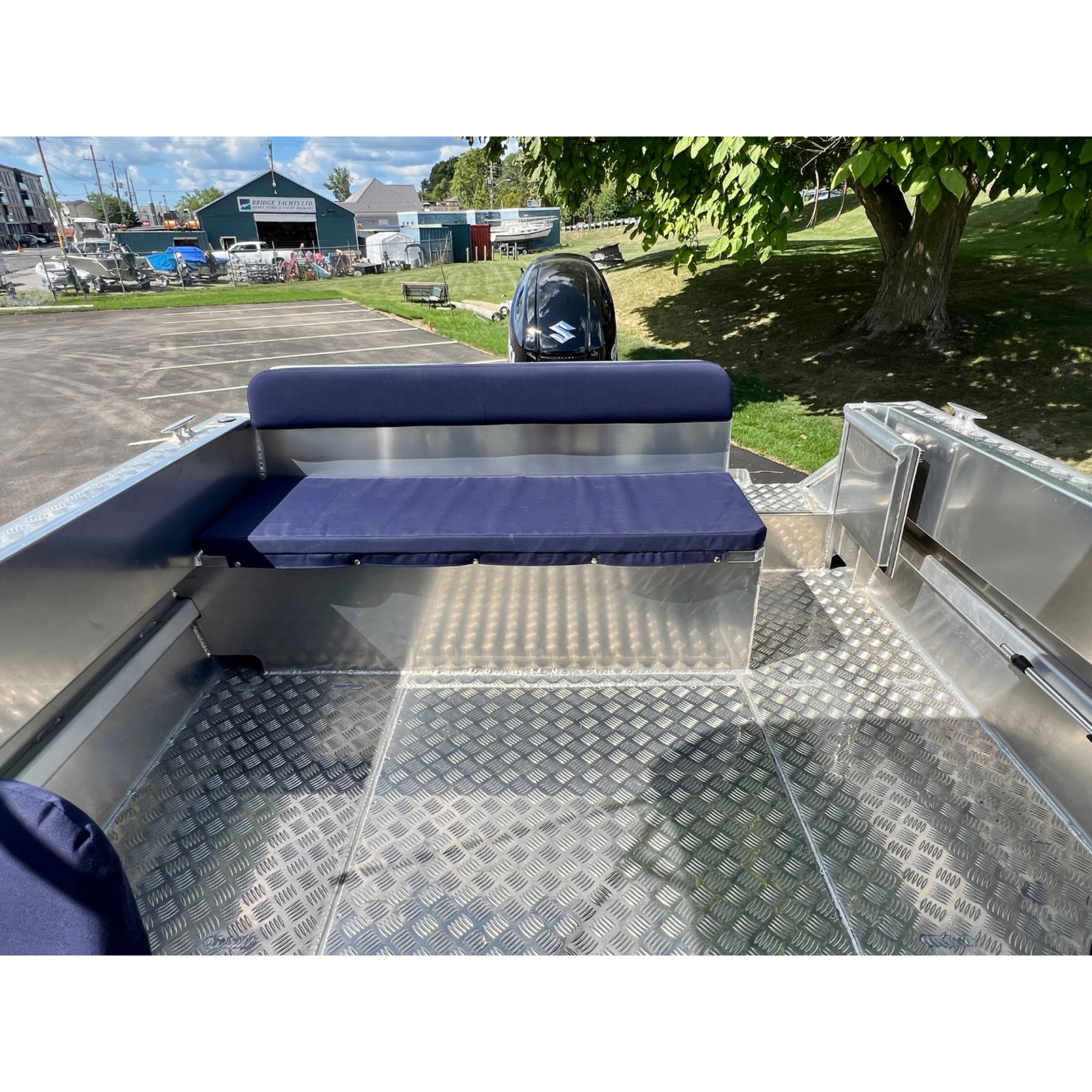 Stanley Islander 21 Dual Console For Sale