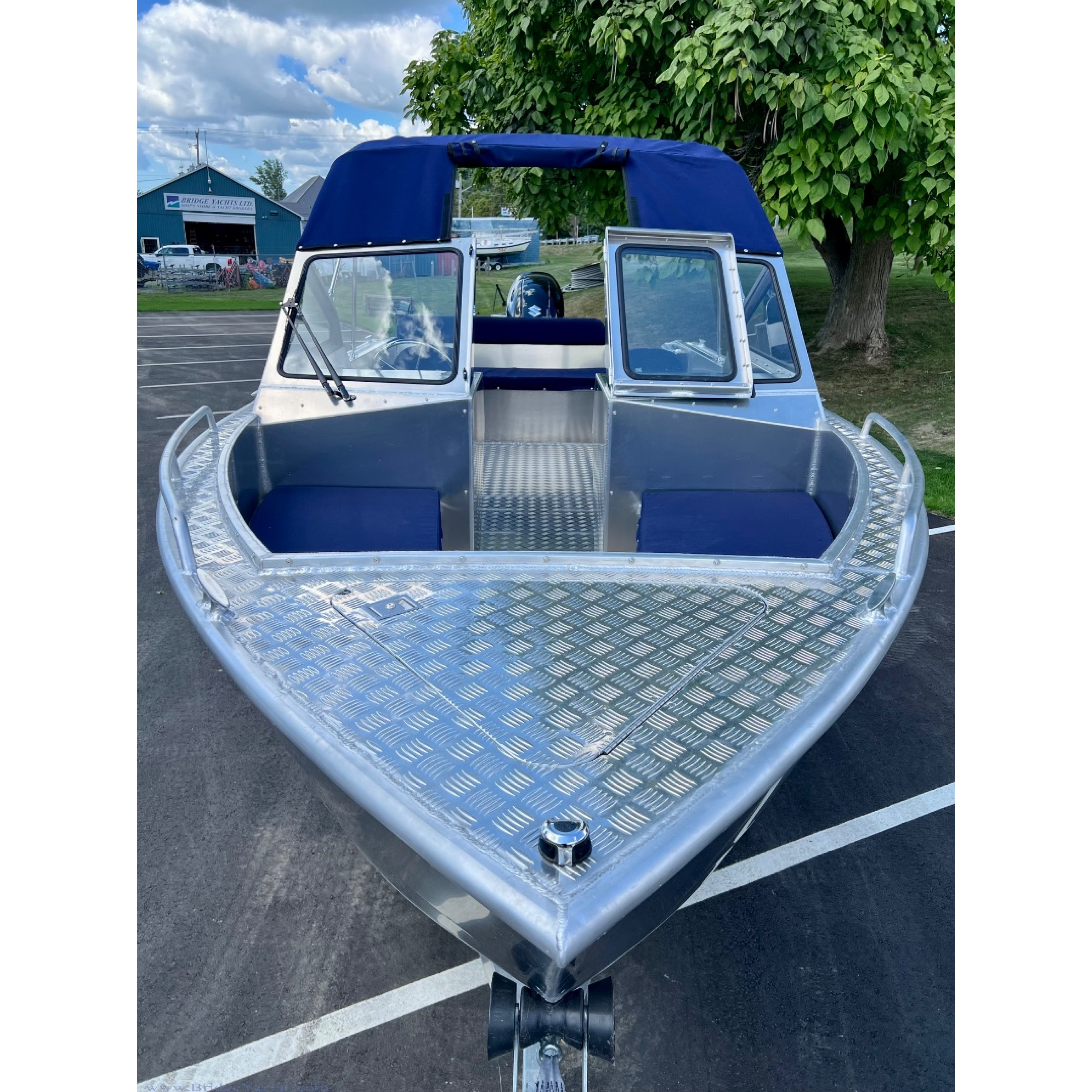 Stanley Islander 21 Dual Console For Sale